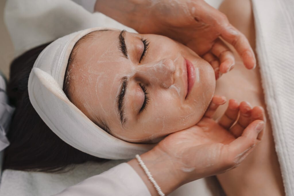 The Signature Facial - Sydney & Brisbane | Contour Clinics